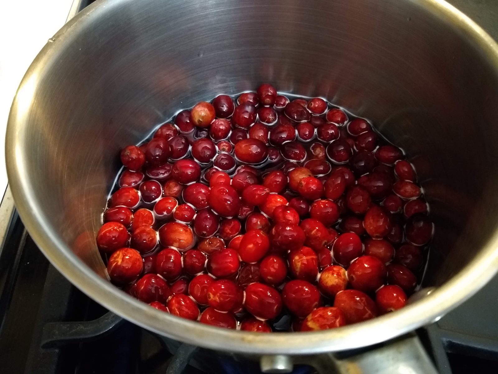 15-Minute Cranberry Sauce – Laurie’s Healthy Cooking